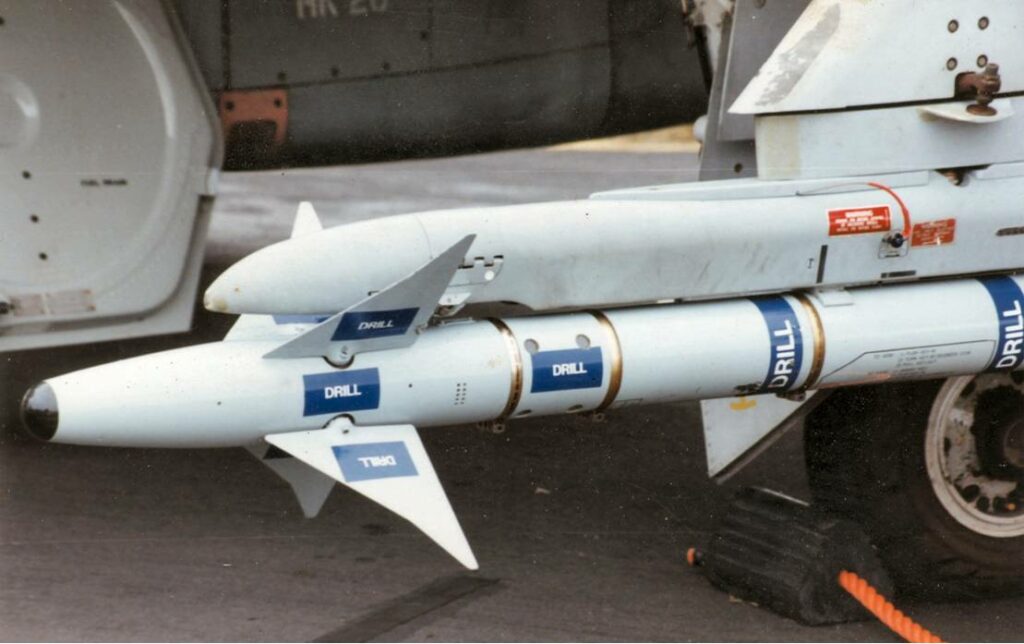 AIM-9L/M/R/S Sidewinder Missile Set - David J. Parkins
